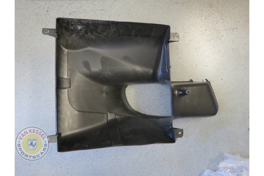 Luchtkap voorbumper links 997